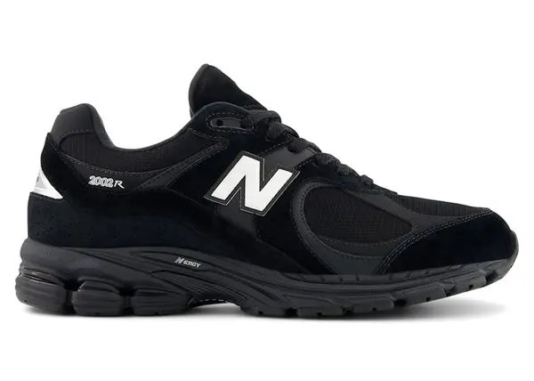 NEW BALANCE 2002rin Athletic Sneakers - Black/white