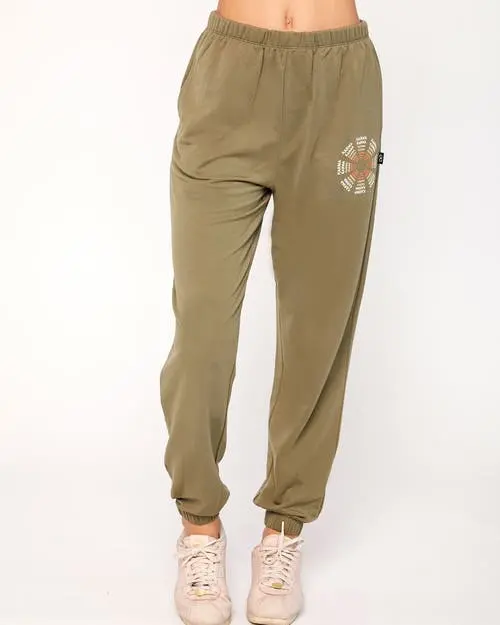 REBODY Karma Graphic Jogger - Olive/print