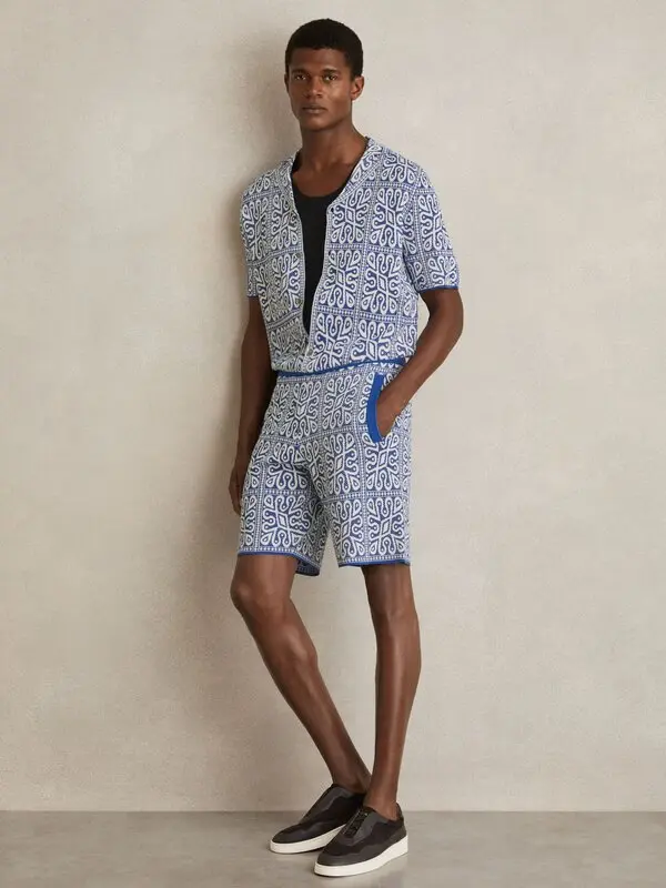 REISS Redhill Tile Pattern Knit Shorts - Blue/white