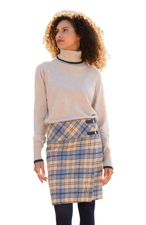 CELTIC & CO. Geelong Wool Slouch Turtleneck Sweater - Oatmeal / Slate