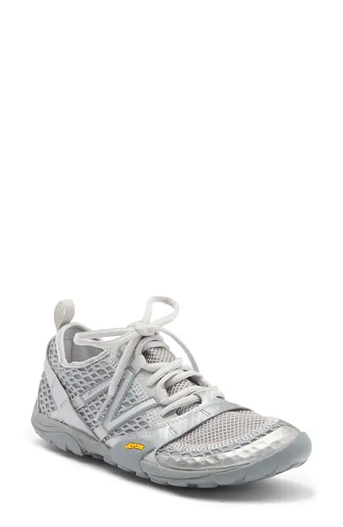 NEW BALANCE Mt10 Trail Running Shoe