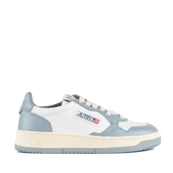 AUTRY Medalist Low Two-tone Leather Sneakers - Light Blue, White