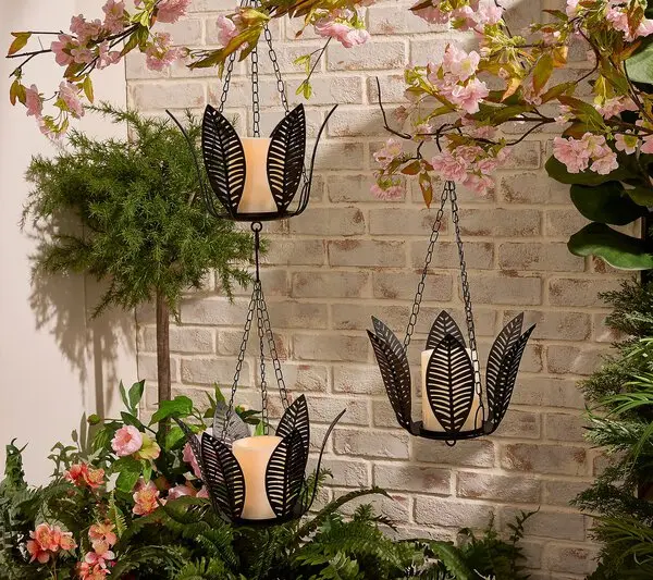 GARDEN REFLECTIONS As Is Hanging Lotusflowers With Candles