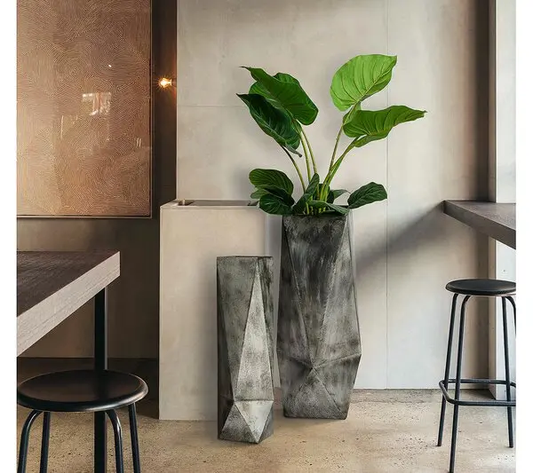 GLITZHOME Metal Geometric Antique Floor Vases S Et Of 2