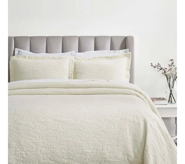 SUPERIOR Hibiscus Cotton Bedspread And Sham Set, Cal King
