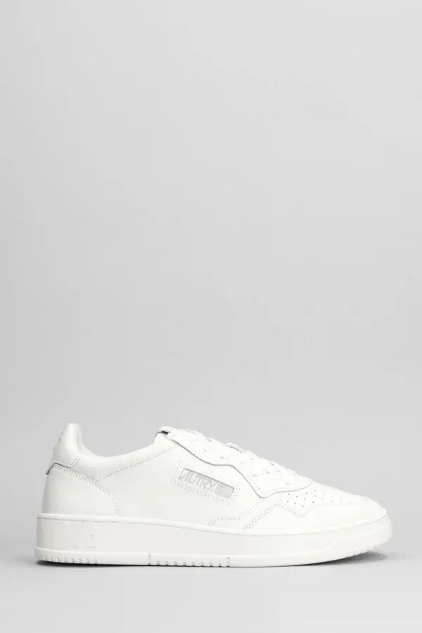 AUTRY Medalist Low Sneakers