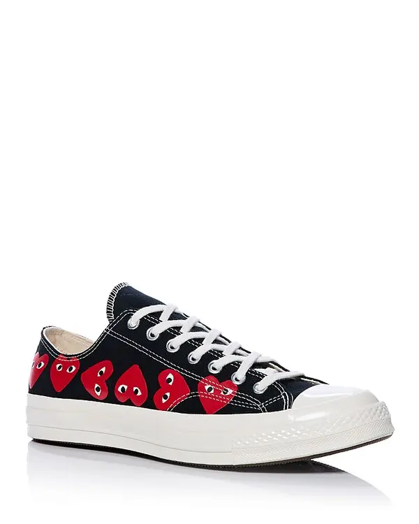 Play Comme Des Garcon Low Top Lace Up Sneakers - Black