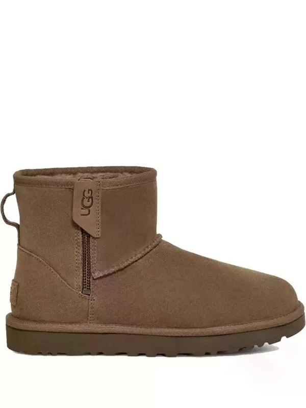 UGG Classic Mini Bailey Boots