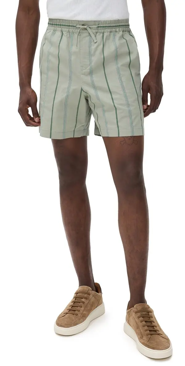 Maison Kitsuné Elasticated Stripe Shorts - Vert-de-gris