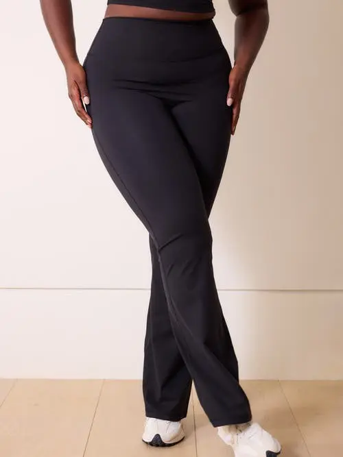 LOVALL 24/7 Revitalise Flare Leggings - Black