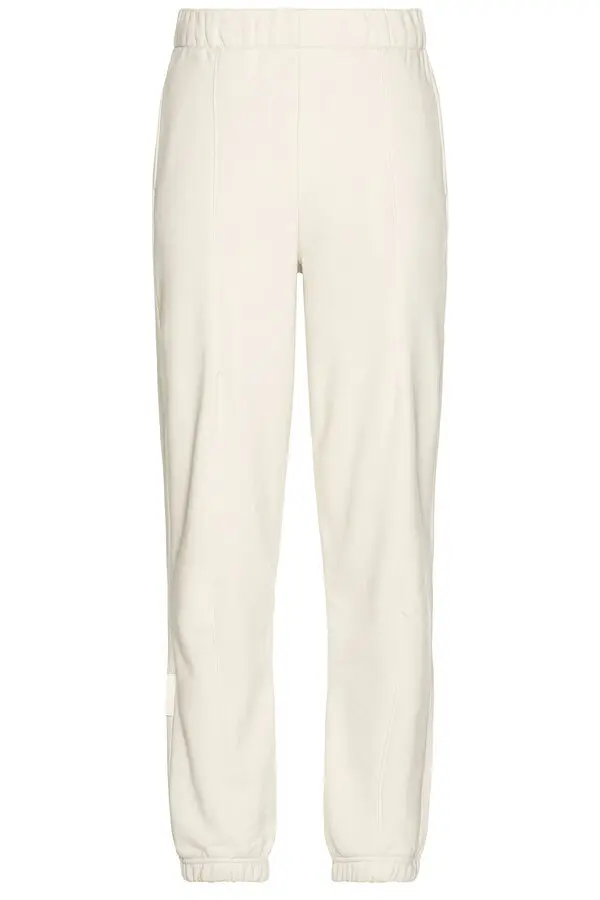 On Club Pants In Grey