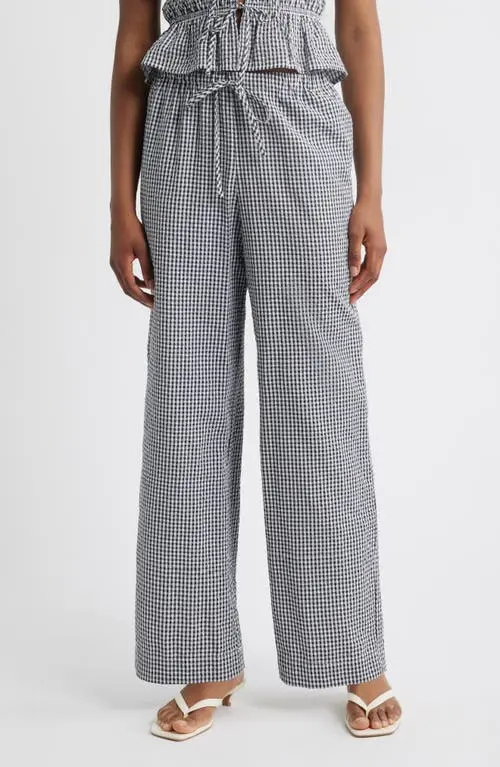WAYF Gingham Seersucker Straight Leg Pants - Black Seersucker