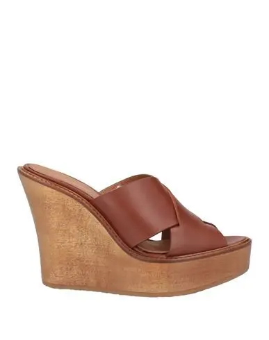 Paloma Berceló Leather Wedge Clogs - Brown