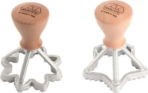 MARCATO Classic Ravioli Maker Stamp Kit, Flower + Star
