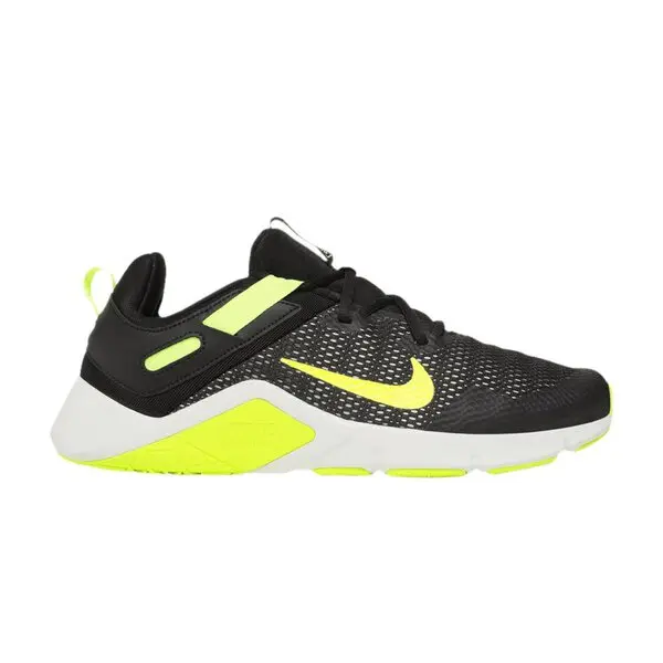 Nike Legend Essential Sneakers