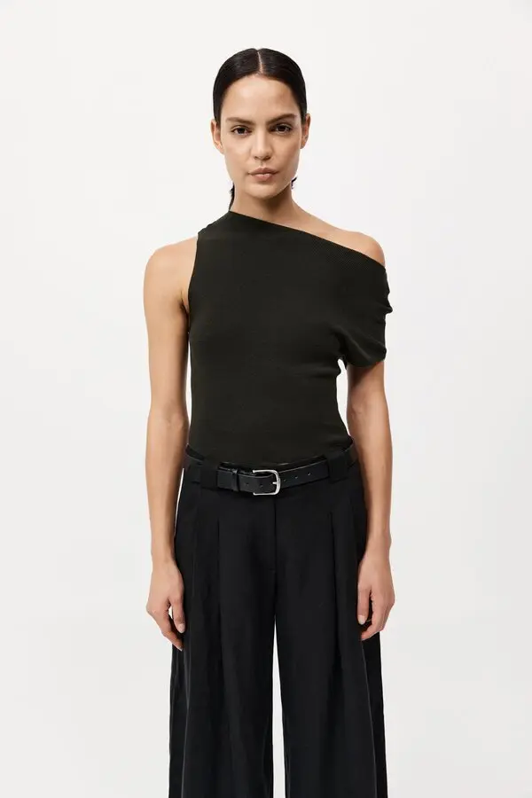 ST. AGNI Asymmetric Knit Top - Basil