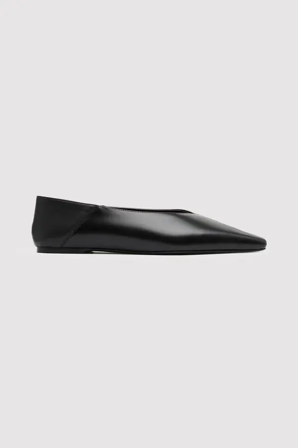 ST. AGNI Classic Fold Flat - Black