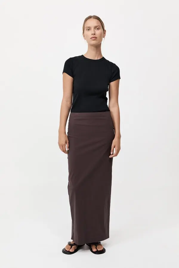 ST. AGNI Minimal Column Skirt - Chocolate Plum