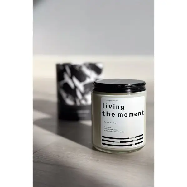 POSTMODERNFORM Living The Moment / Lemon + Mint Candle