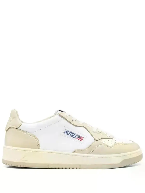AUTRY Medalist Low Sneakers - White