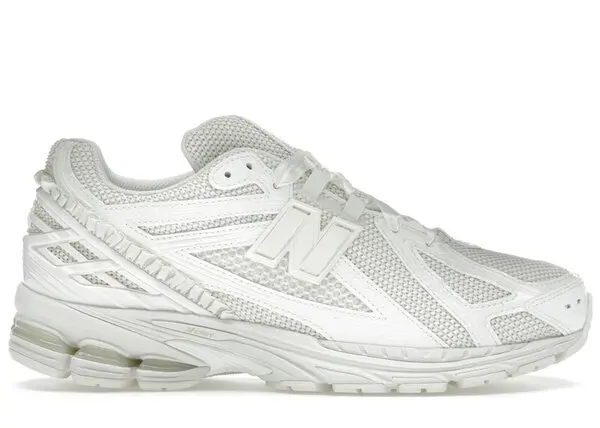 NEW BALANCE 1906r Triple Frillin Sneakers - White