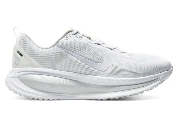 Nike Vomero 18 Sneakers - White/photon Dust/summit White