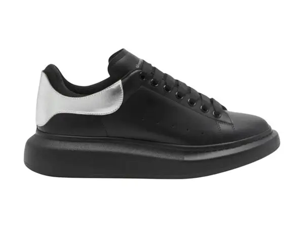Alexander McQueen Oversized Sneakers - Black