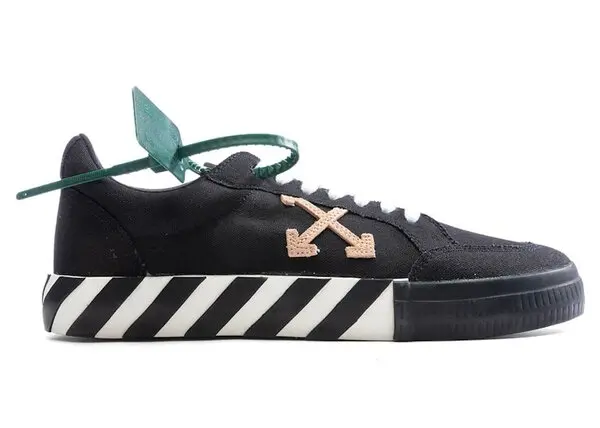Off-White Vulc Low Top Sneakers - Black/sand