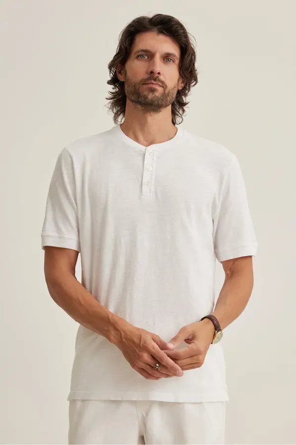 Velvet By Graham & Spencer Vito Henley - White
