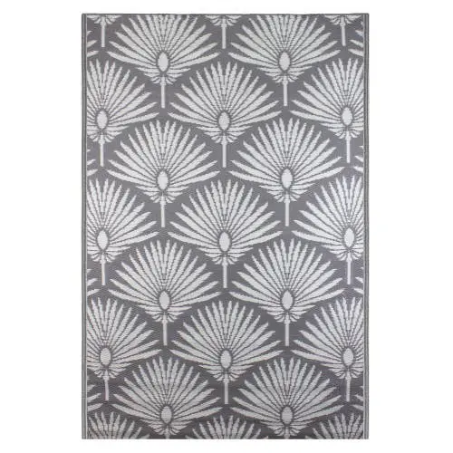 NORTHLIGHT 4' X 6' And White Fan Leaf Rectangular Outdoor Area Rug