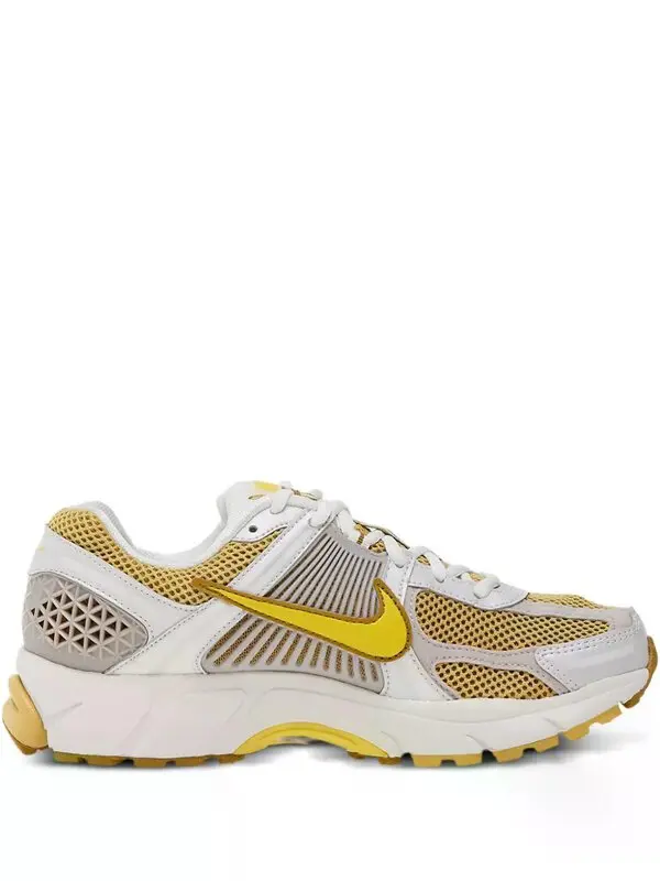 Nike Vomero 5 Sneakers