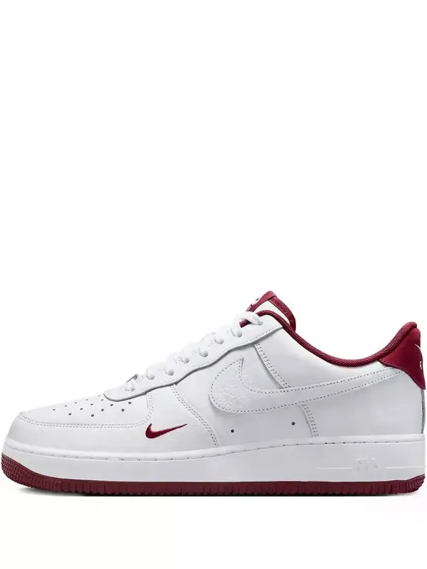 Nike Air Force 1 Low '07 Lv8 Sneakers - White