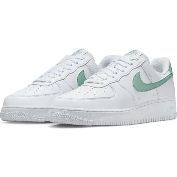 Nike Air Force 1 '07 Se Sneakers - White/cannon/white