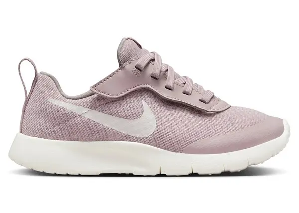 Nike Tanjun Easyon Sneakers