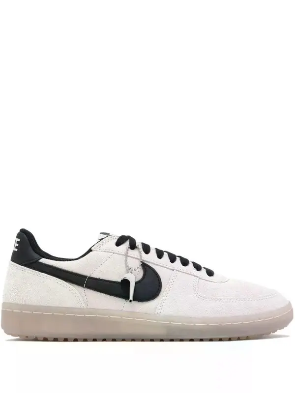 Nike Field General Sneakers