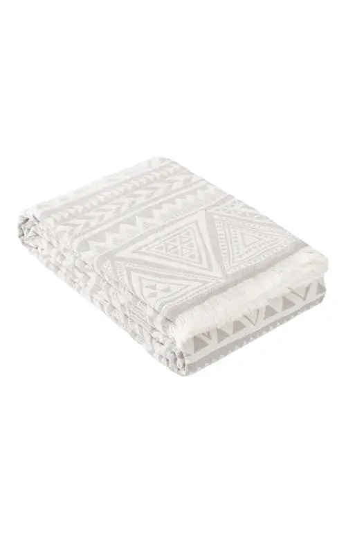 OLIVE & LINEN Bailey Blanket