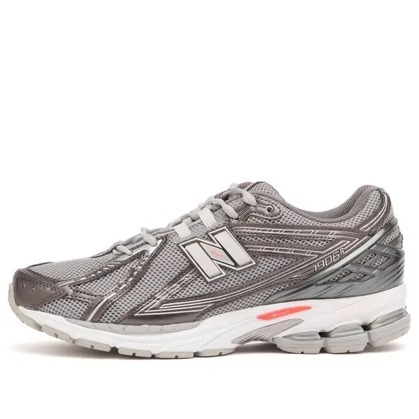 NEW BALANCE 1906r Sneaker - Black Metallic