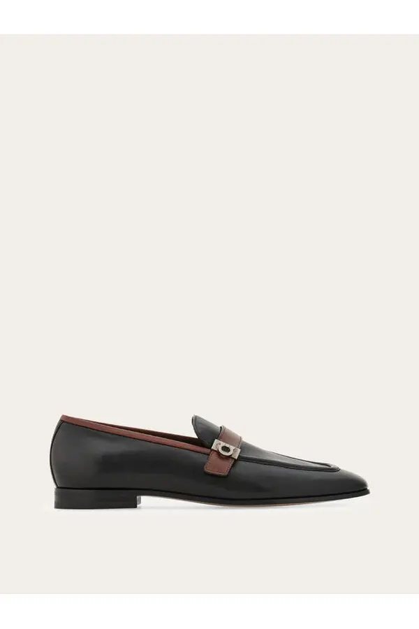 FERRAGAMO Gancini Hug Loafer - Black