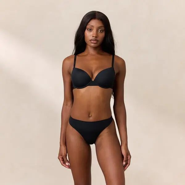 Lounge Invisible Form T-shirt Bra - 28 / D