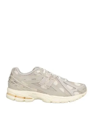 NEW BALANCE Low-top Sneakers