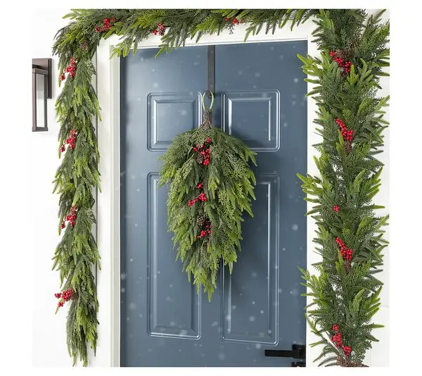 GLITZHOME 31.5' Christmas Greenery Pinecones & Erries Swag