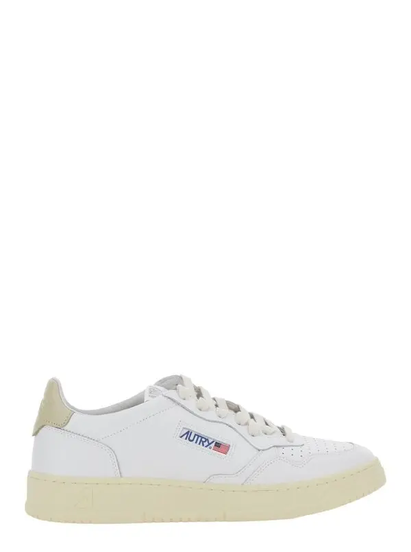 AUTRY Medalist Low Top Sneakers - White