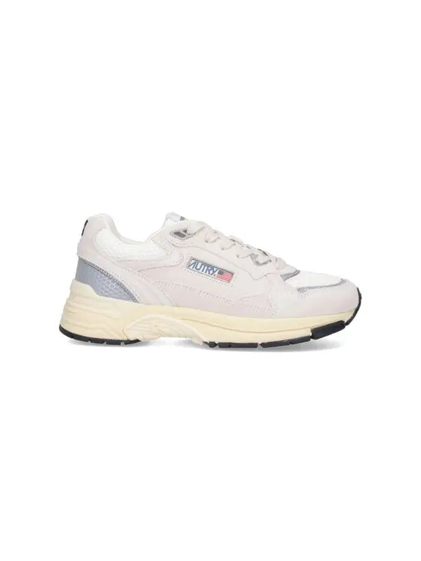 AUTRY Low Top Sneakers