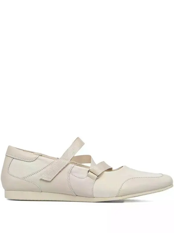 VAGABOND SHOEMAKERS Hillary Cross-strap Ballet Flats