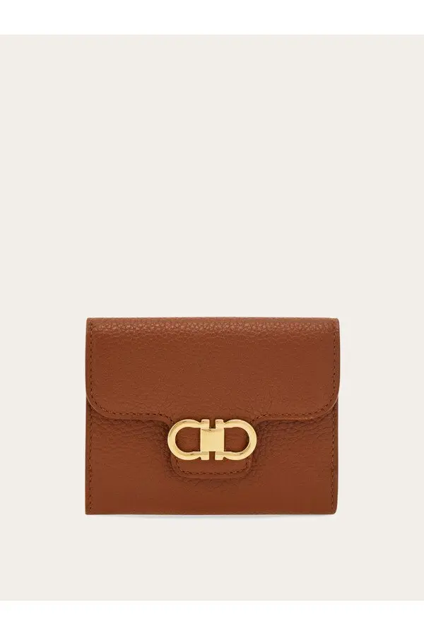 FERRAGAMO Gancini Compact Wallet - Red