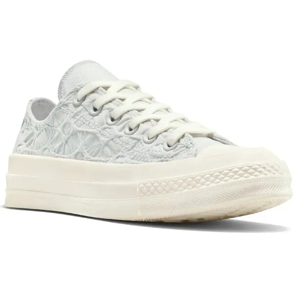 CONVERSE Gender Inclusive Chuck 70 Textured Low Top Sneaker