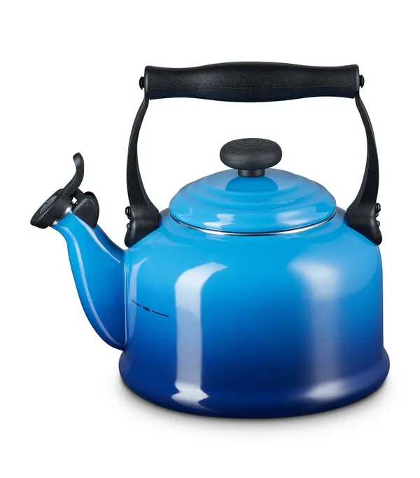 LE CREUSET Enamel Traditional Kettle - Blue