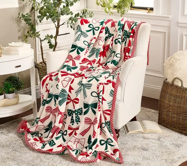 KRINGLE EXPRESS 60x80 Holiday Throw With Border