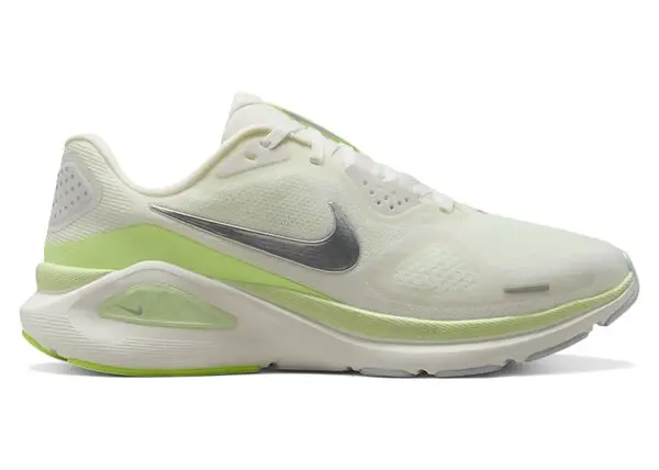 Nike Structure 26 Sneakers