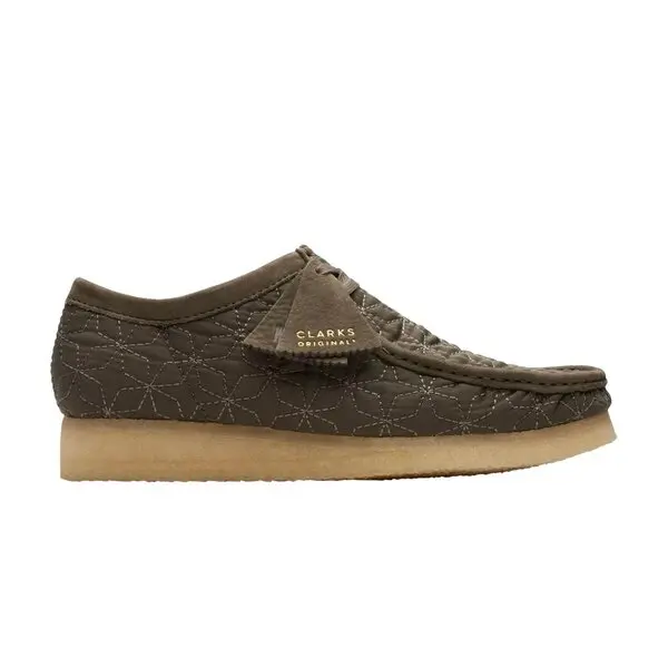 Clarks Wallabee